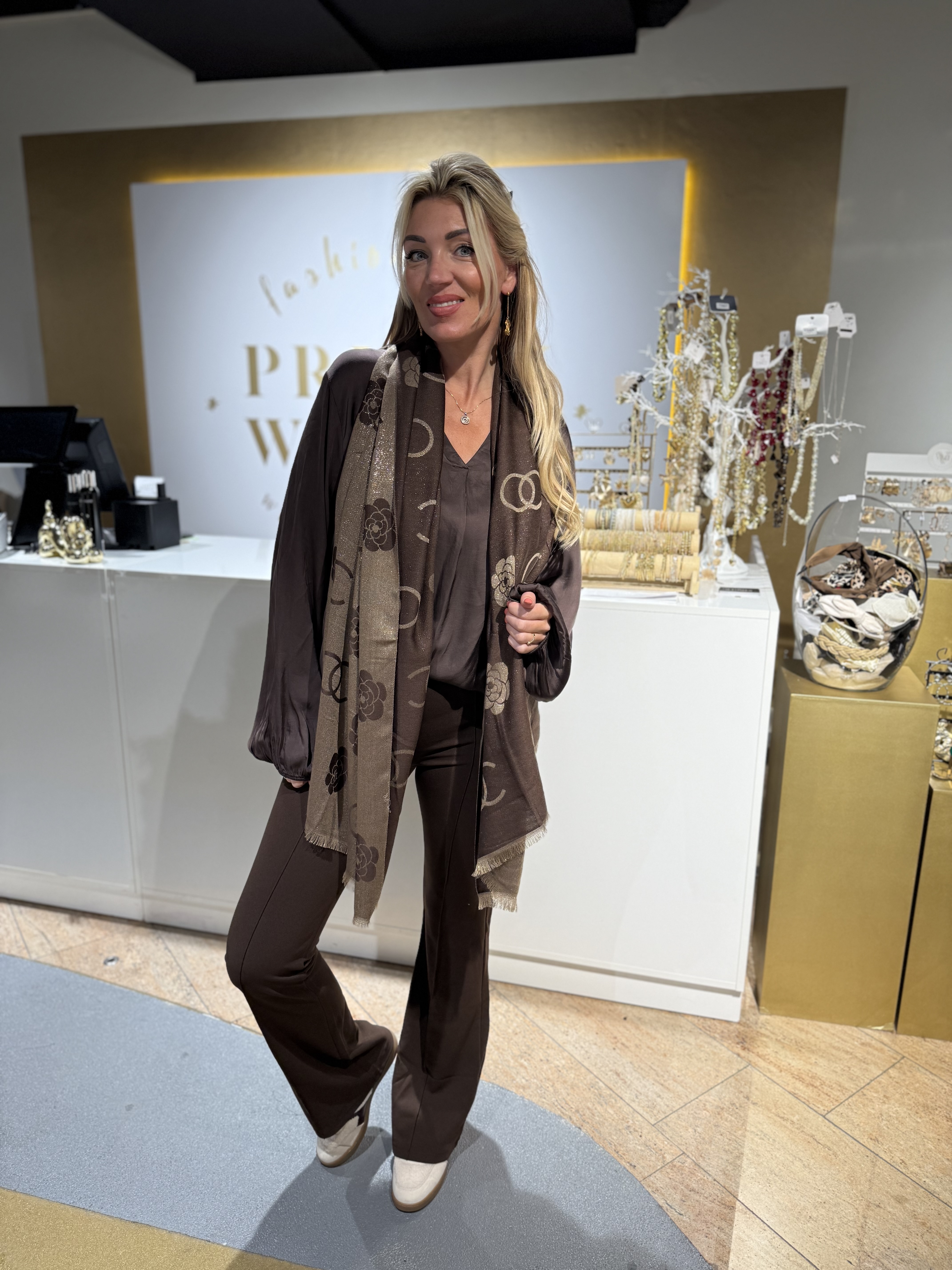 Basis Blouse Mandy Brown - Pritty Woman